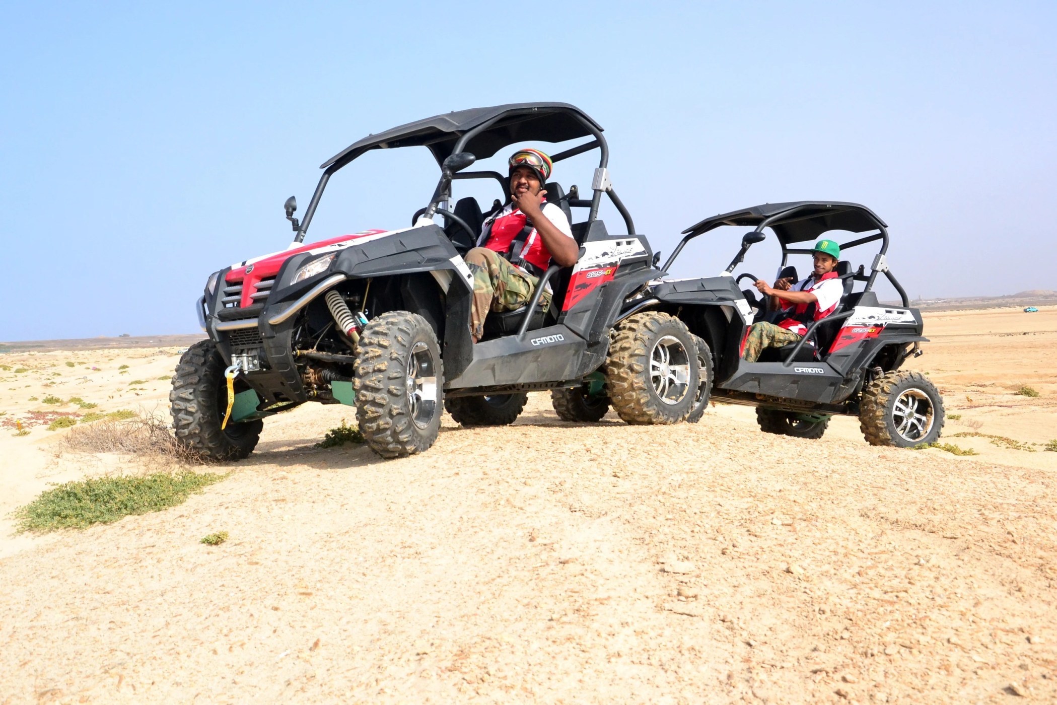 Passeios de buggy pelo deserto de Cabo Verde | Menzel Travel